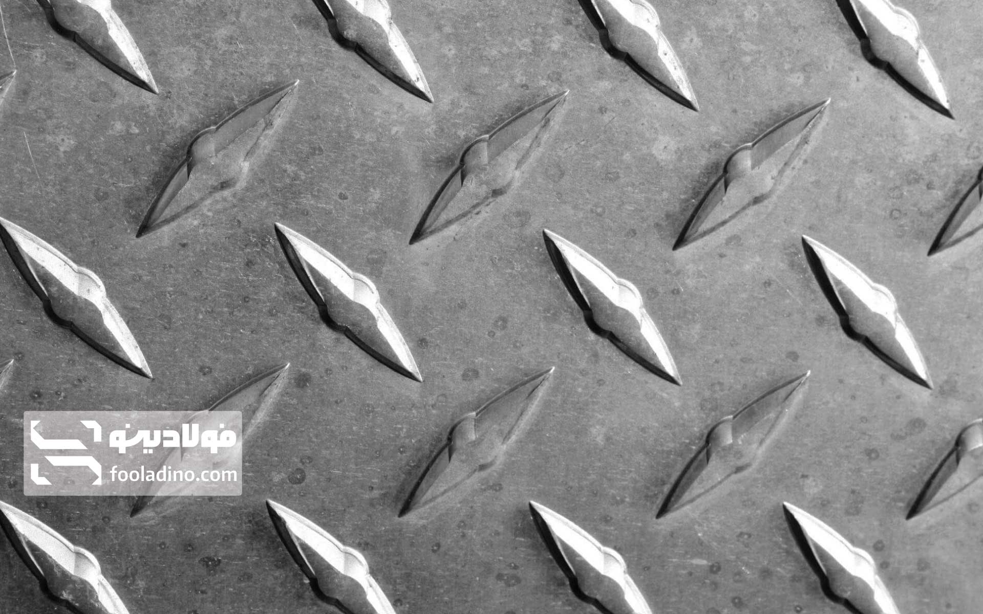 ورق آجدار چیست؟ معرفی انواع و کاربرد ورق چکر پلیت | فولادینو